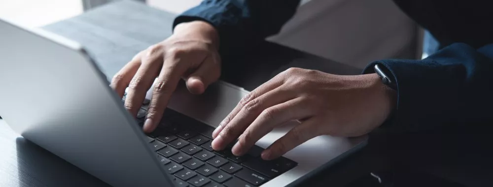 How to Extend Display on Mac? Requirements & Connect External Monitors