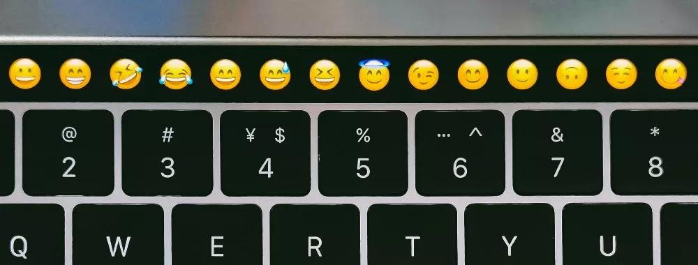 How to Use Emojis on Mac? How to Type It on MacOS? [+ Shortcuts]
